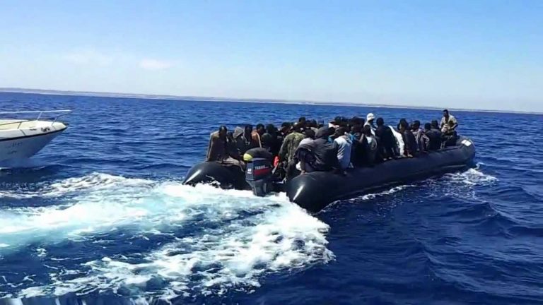 Libyan Coast Guard rescues 463 migrants off Sabratha shores