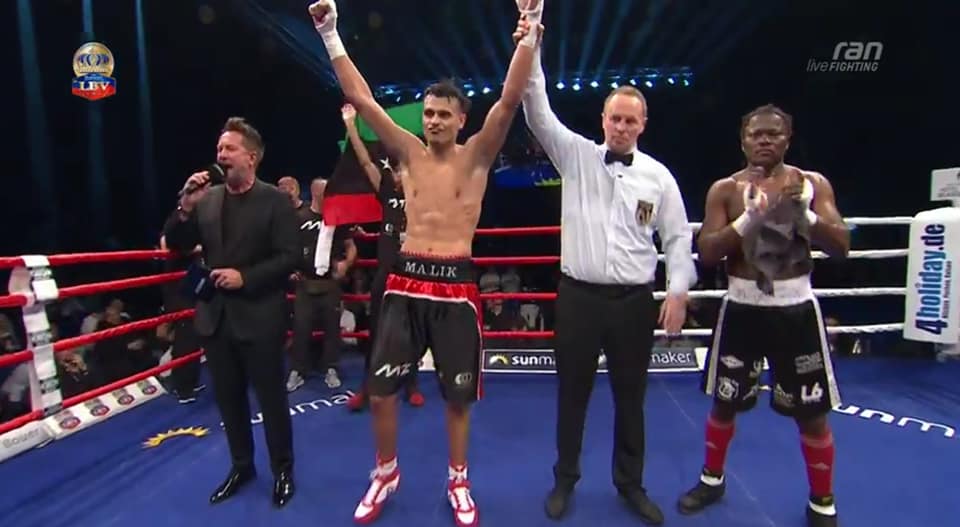 Libyan boxer Malik Zinad beats Cameroon's Chamba with a Knockout