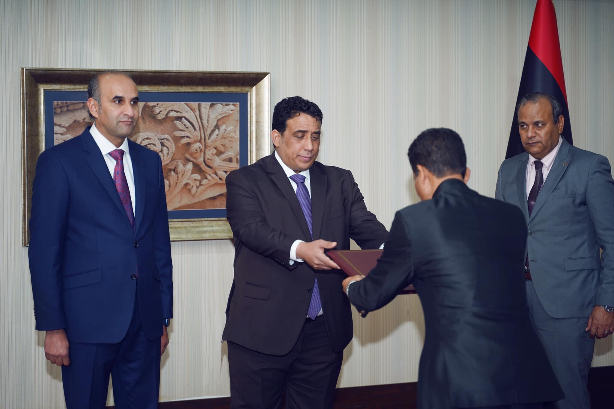 Libya receives credentials from eight new ambassadors