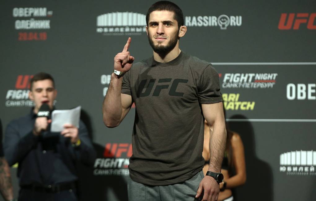 Islam Makhachev becomes UFC lightweight champion